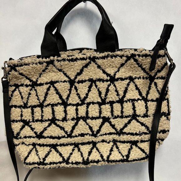 Universal Thread | Bags | Universal Thread Paxton | Poshmark